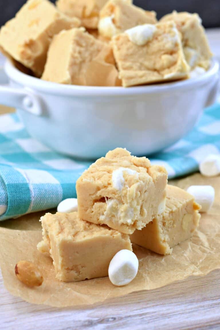 Easy Fluffernutter Fudge Recipe - Shugary Sweets