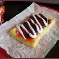 Strawberry Struedel - Shugary Sweets