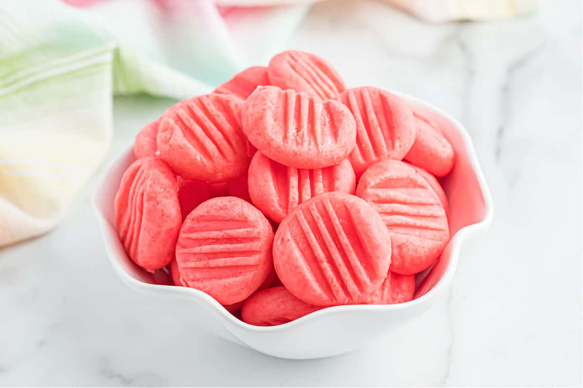 Strawberry Mints Recipe - Shugary Sweets