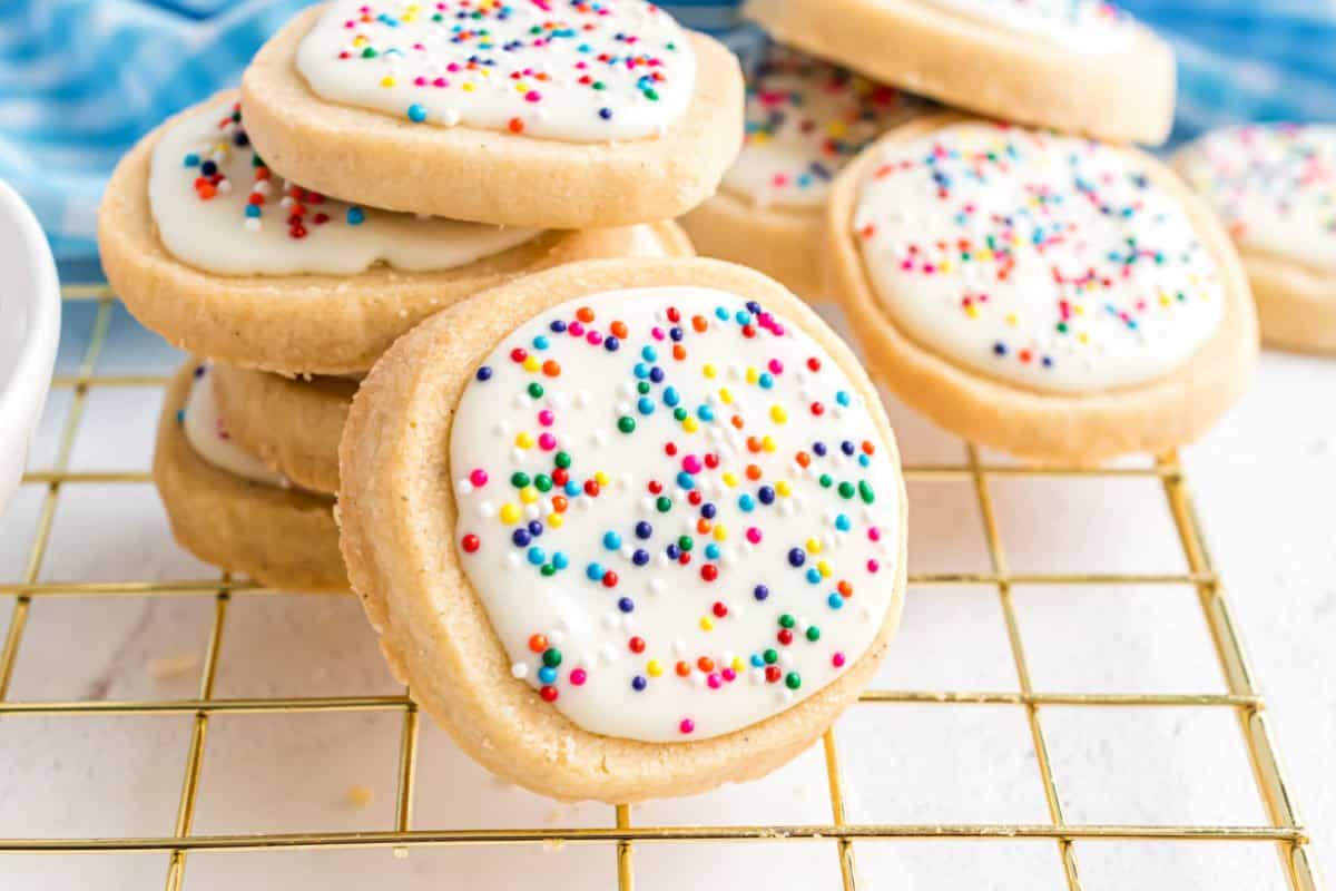Vanilla Bean Shortbread Cookies - Shugary Sweets