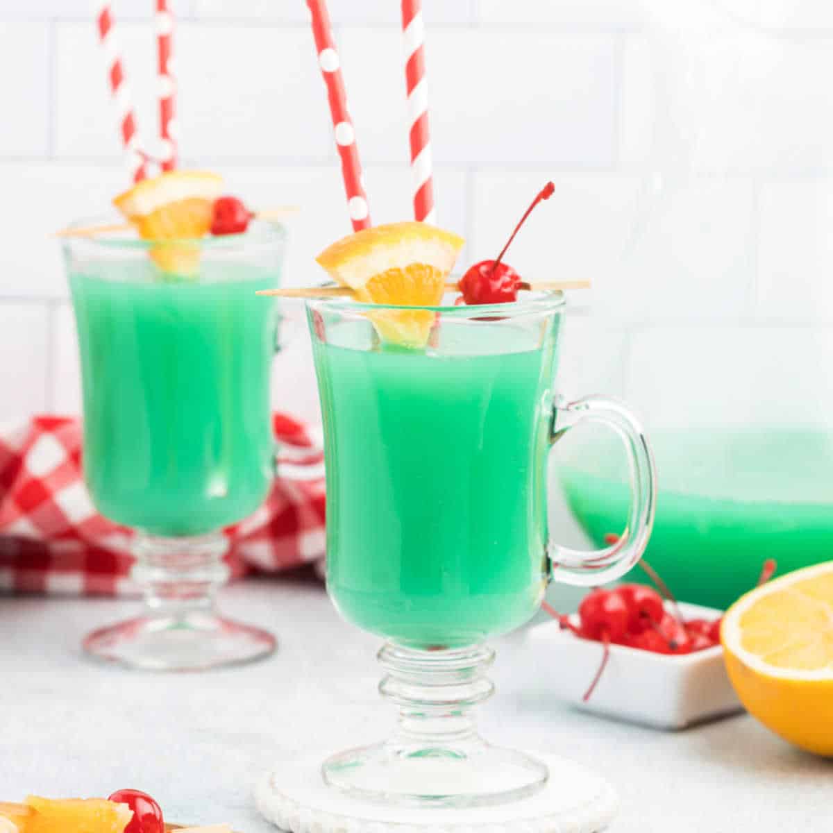 The Grinch Cocktail- Festive Grinch Punch