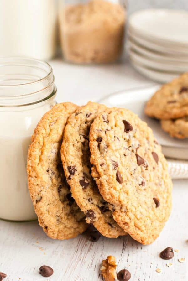 Doubletree Chocolate Chip Cookies Recipe - Shugary Sweets