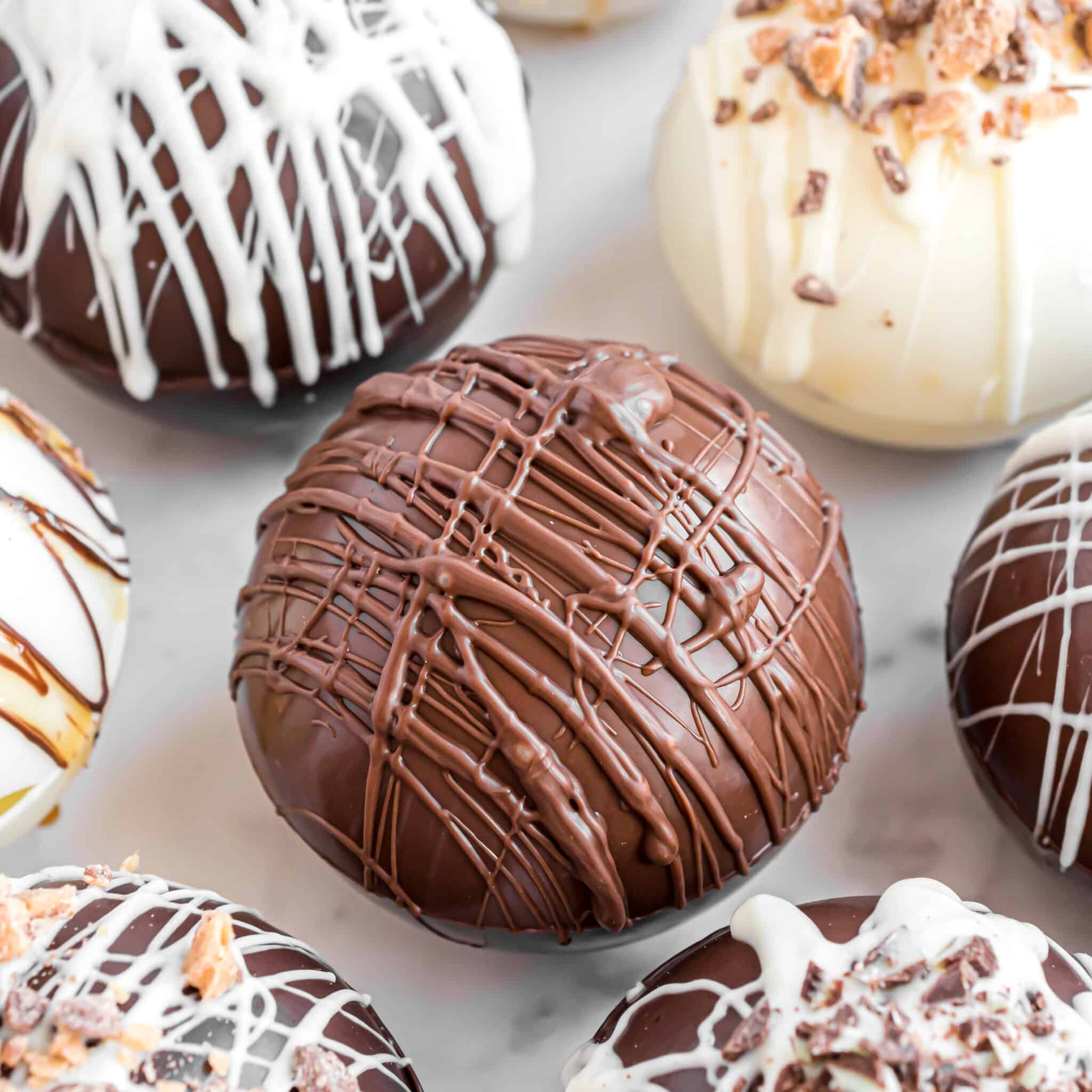 How to Make Hot Chocolate Bombs
