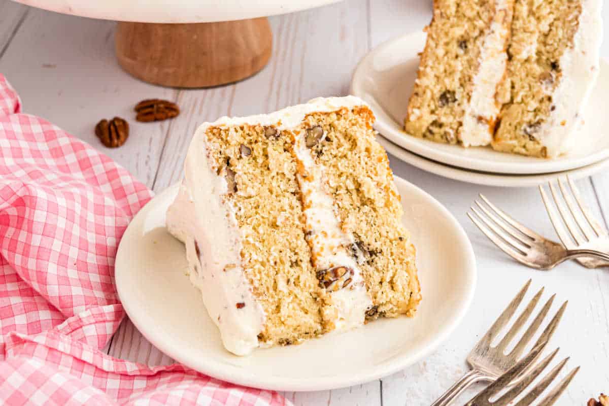 Old Fashioned Italian Cream Cake Recipe