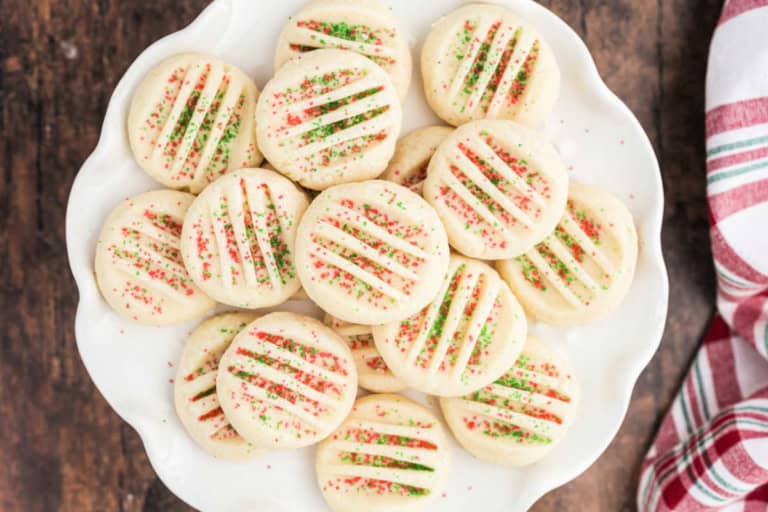 Whipped Shortbread Cookies (Easy Christmas Recipe)