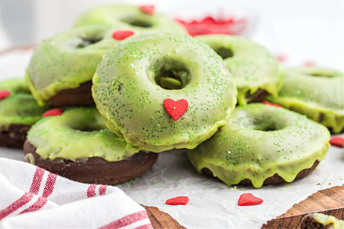 Grinch Donuts Recipe - Shugary Sweets