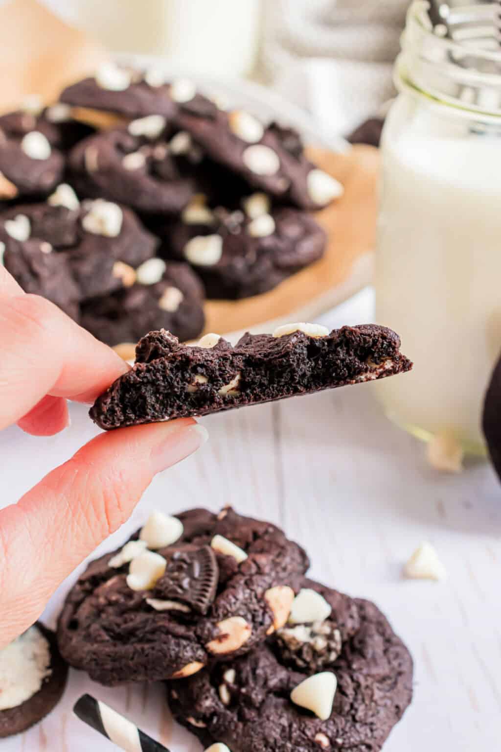 Cookies and Cream Cookies Recipe - Shugary Sweets