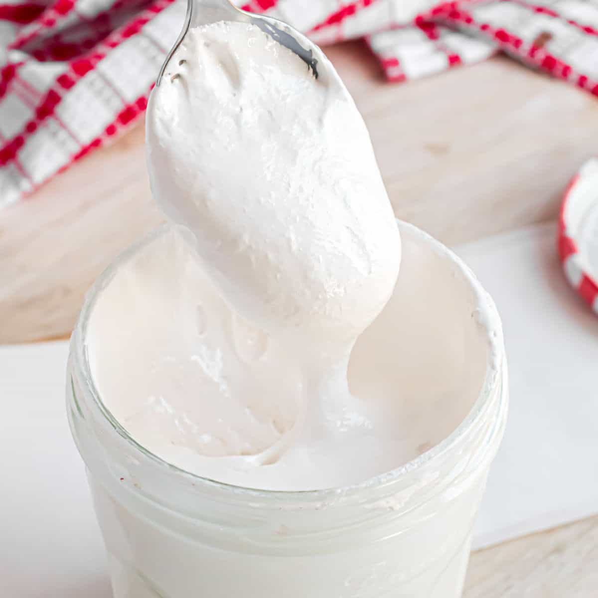 Homemade Marshmallow Fluff