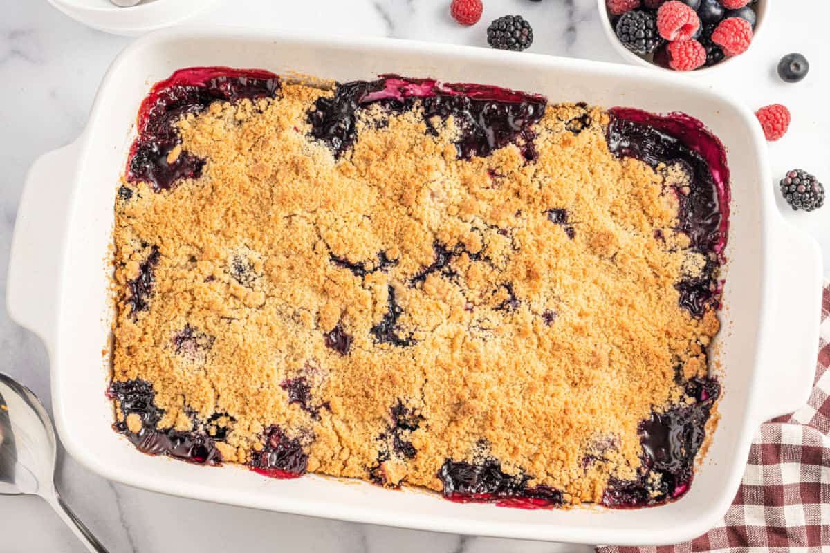 Berry Crumble Recipe - Shugary Sweets
