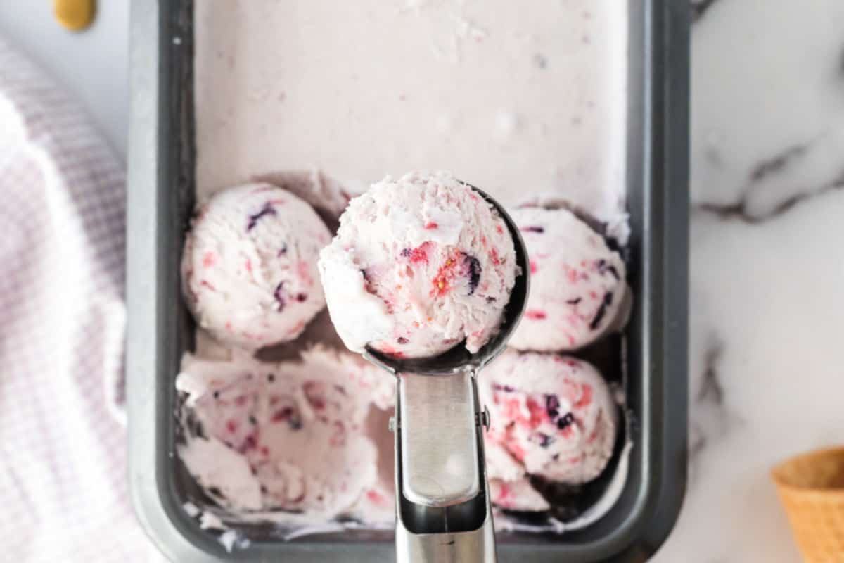 Berry Ice Cream Recipe - Shugary Sweets