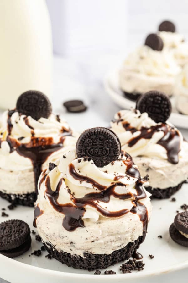 Mini Oreo Cheesecakes Recipe - Shugary Sweets