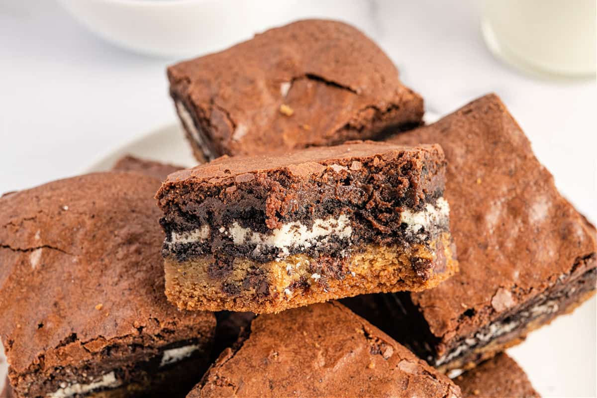 Slutty Brownies Recipe - Shugary Sweets