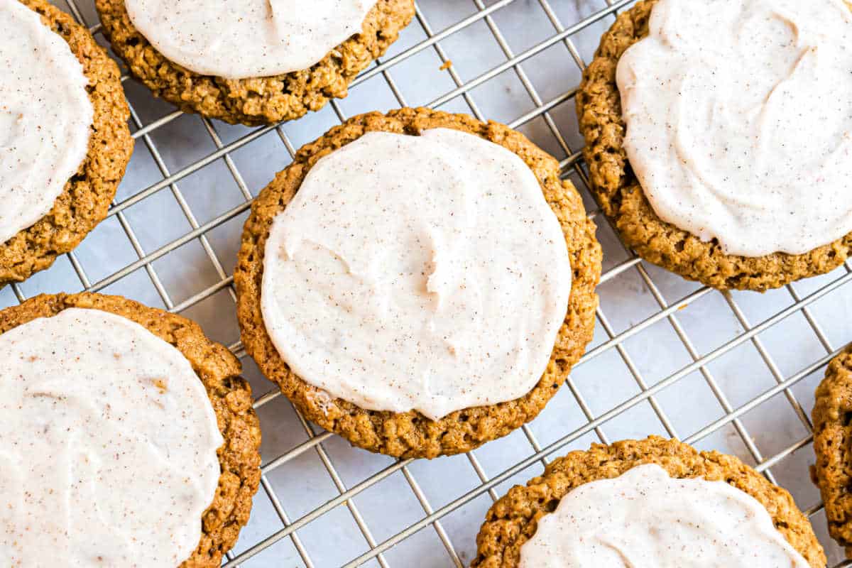 Chewy Iced Gingerbread Oatmeal Cookies