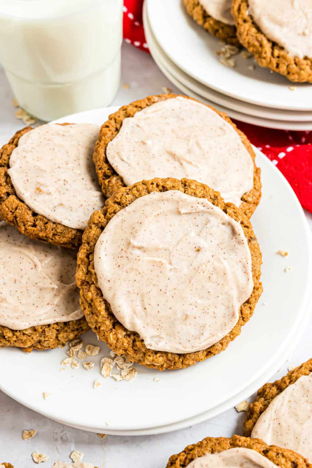Chewy Iced Gingerbread Oatmeal Cookies